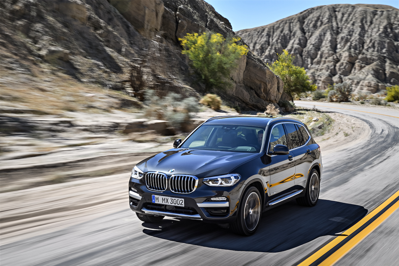 モータージャーナリストがオススメする、中古のBMWのSUV3選 | MOBY [モビー]