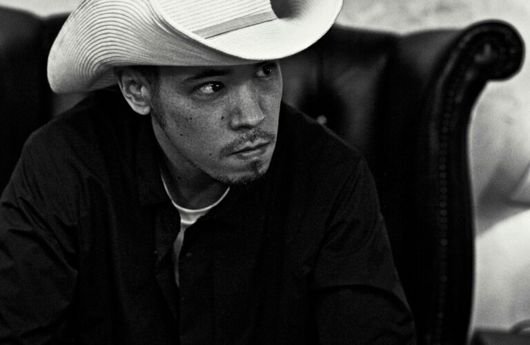 ホンダ ZR-Vの先行予約が開始！ 新CMで歌われるのは懐かしいあの名曲 | MOBY [モビー]