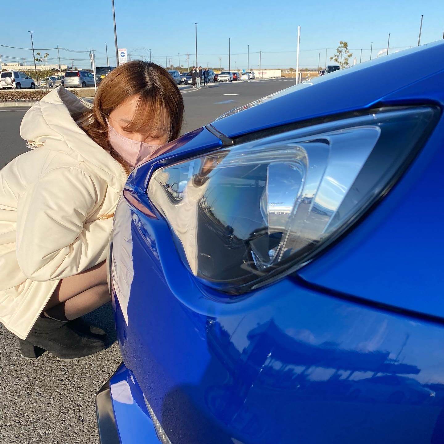 「乗るなら絶対スポーツカー！」ファーストカーはBちゃん♡WRブルーBRZの美人ドライバー | MOBY [モビー]