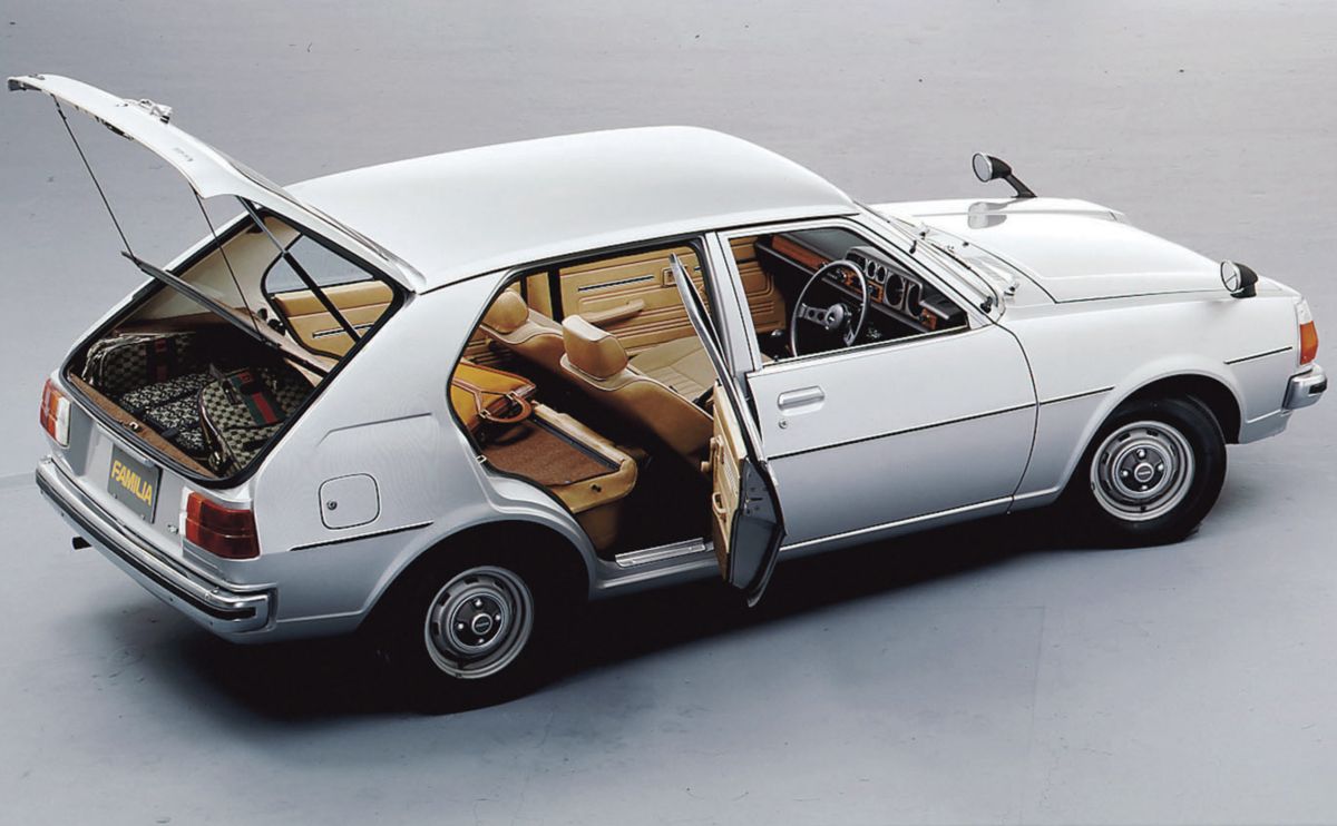 あの頃は贅沢だった？シビック、KP61、ファミリア…国産2BOXハッチバックたち【推し車】 | MOBY [モビー]