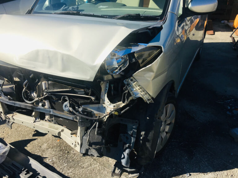 「あなたの軽自動車は安全？」悲惨な事故が多い中、衝突試験が良好だった車種ランキング5選 | MOBY [モビー]