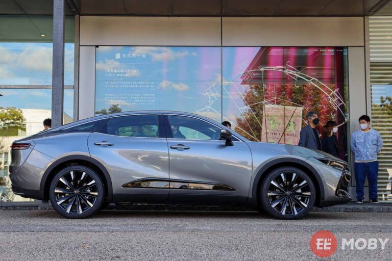 新型クラウン最上位グレード「RS“Advanced”」最速試乗！「国産高級車＝クラウン」は存在したか？ | MOBY [モビー]