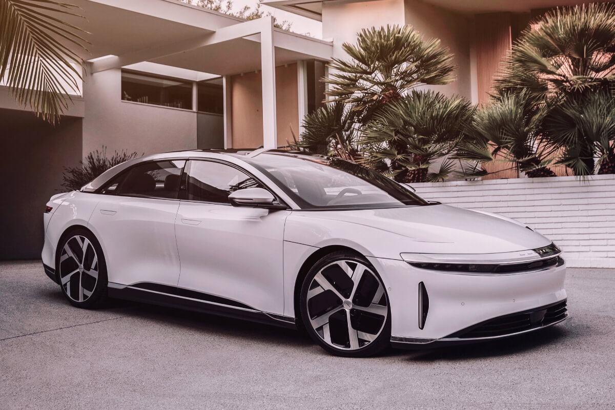 世界最大規模産油国サウジアラビアがEV車販売!?驚きの性能と価格とは | MOBY [モビー]