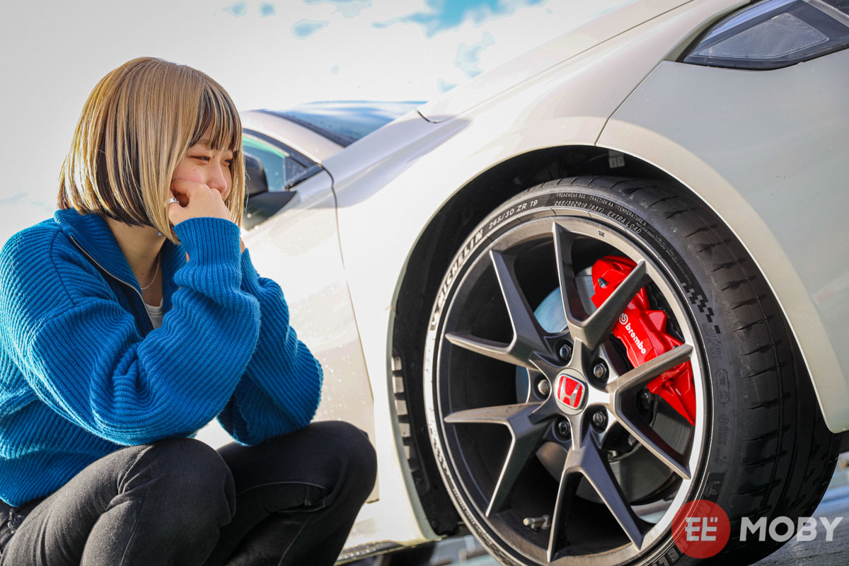 新型シビックタイプRをどう評価？RX-8・ロードスター女性オーナーの試乗レポート | MOBY [モビー]