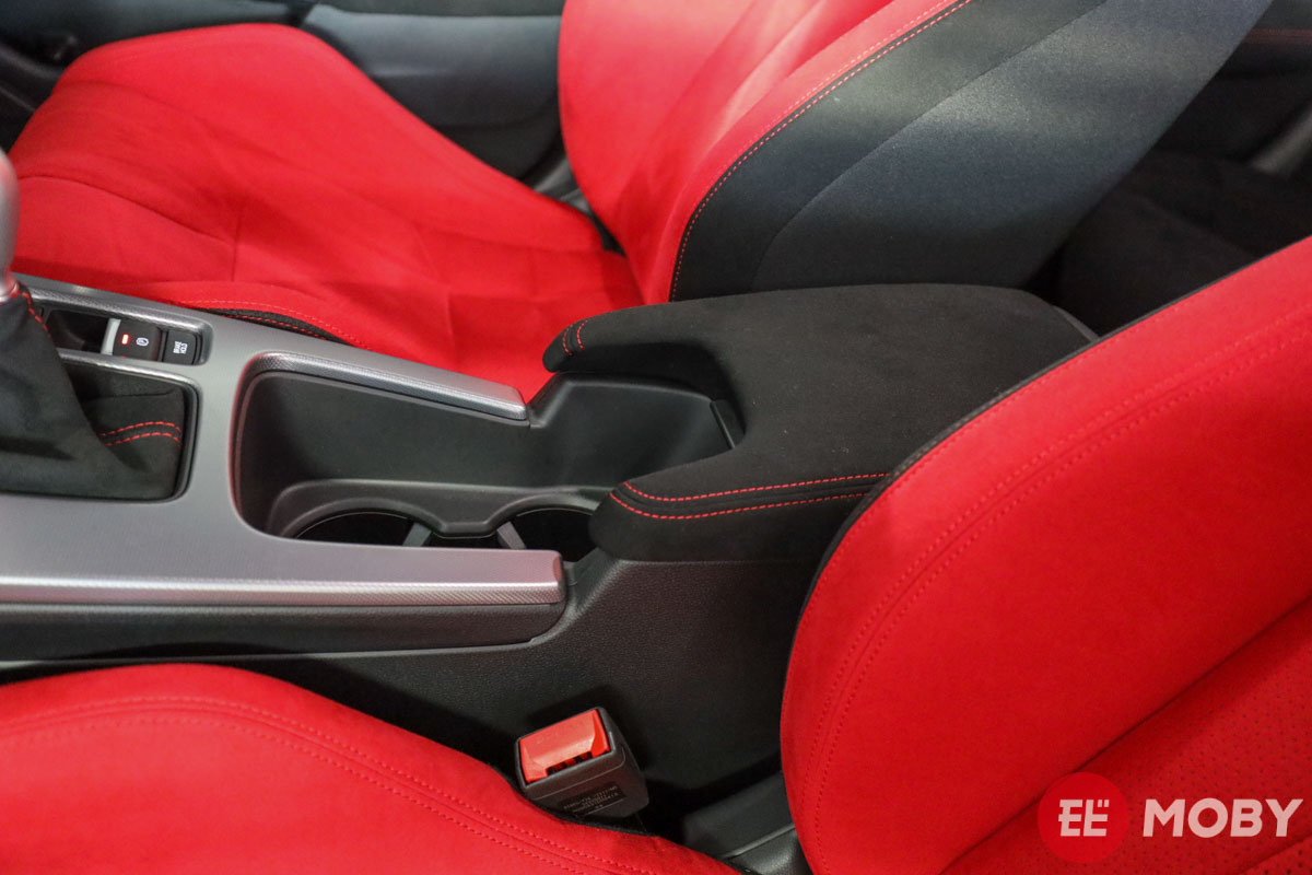 新型シビックタイプRをどう評価？RX-8・ロードスター女性オーナーの試乗レポート | MOBY [モビー]