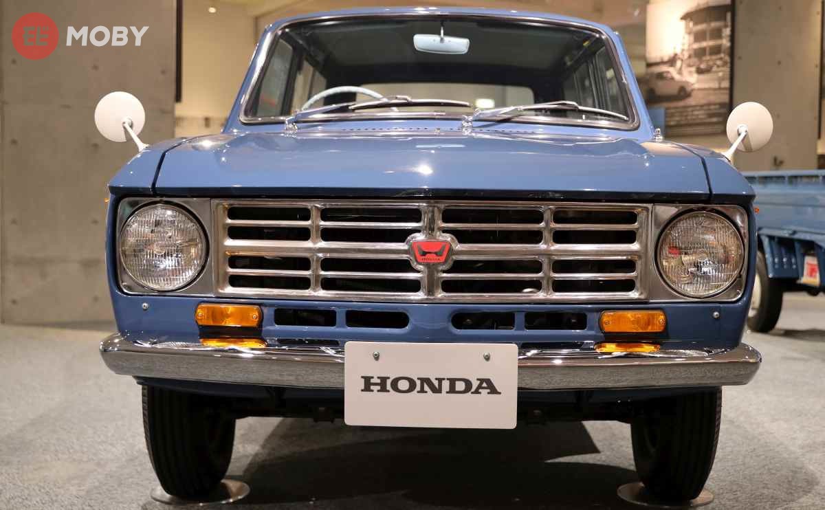 「誰もここまでやれとは言ってない」ぶっとびスポーツライトバンの先駆車・ホンダL700【推し車】 | MOBY [モビー]