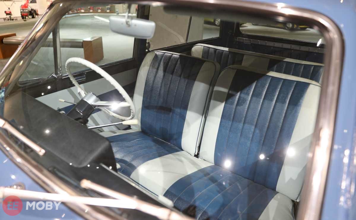 「誰もここまでやれとは言ってない」ぶっとびスポーツライトバンの先駆車・ホンダL700【推し車】 | MOBY [モビー]