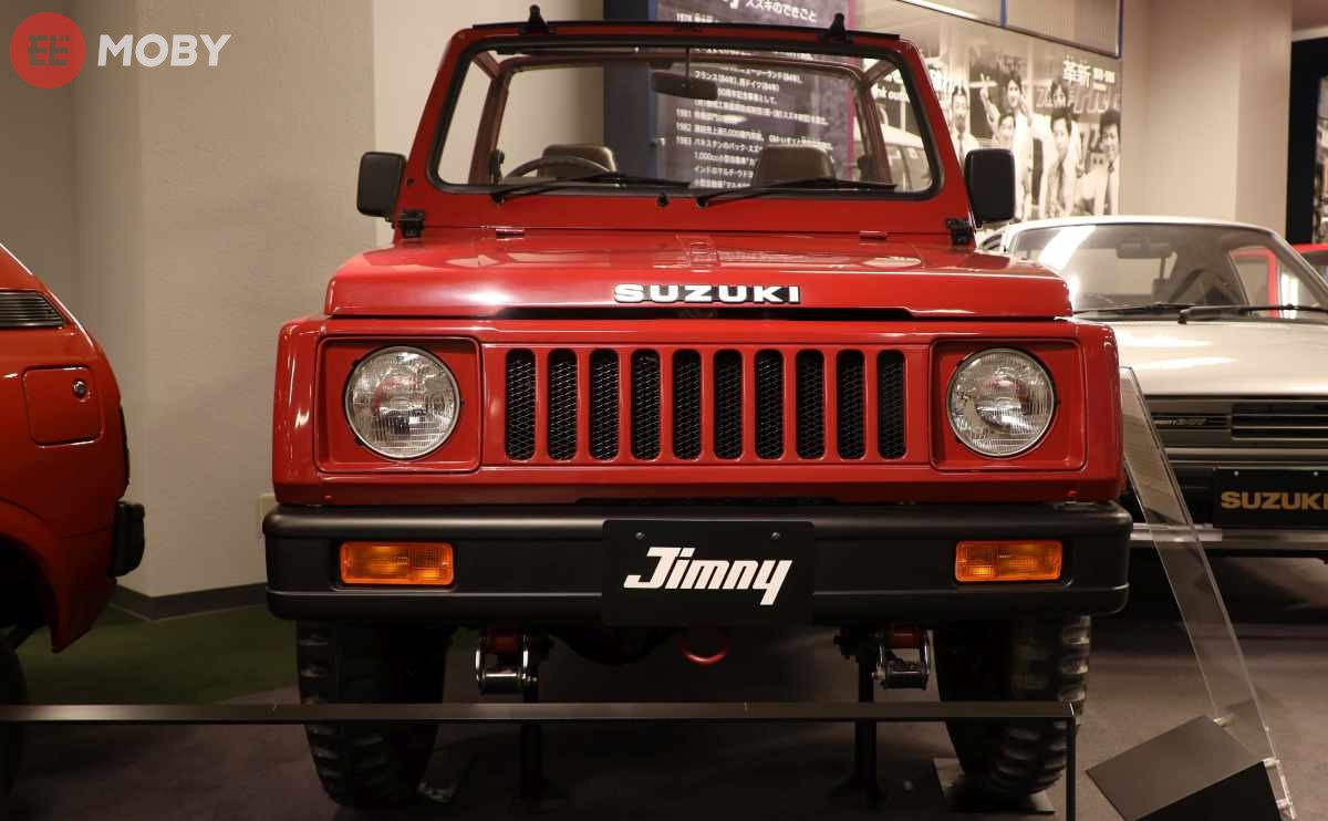 「ロマン溢れる2スト排気音」スズキがイチから作り込んだ、2代目ジムニーの魅力【推し車】 | MOBY [モビー]