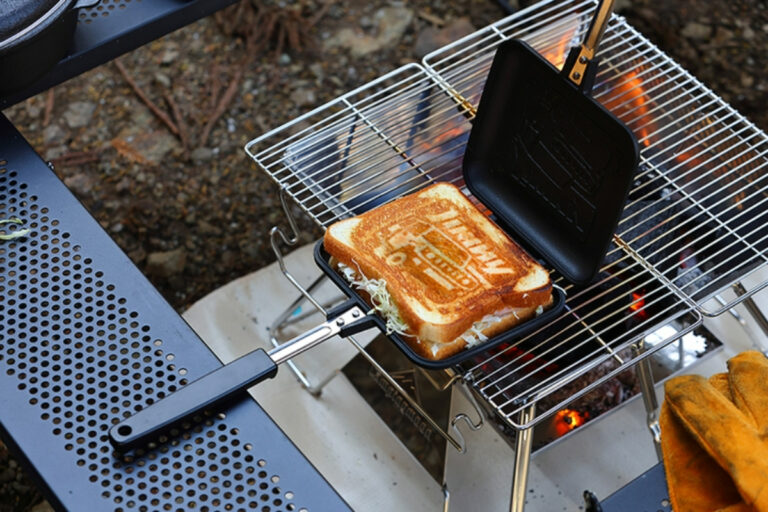「食べるジムニー！」ロゴとイラストの焼き目がつくスズキ公認のホットサンドメーカー発売 | MOBY [モビー]