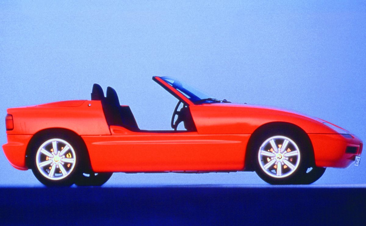 「このドアどうやって開くの？」BMW史上、最も斬新なクルマ・Z1の魅力と珍機能【推し車】 | MOBY [モビー]