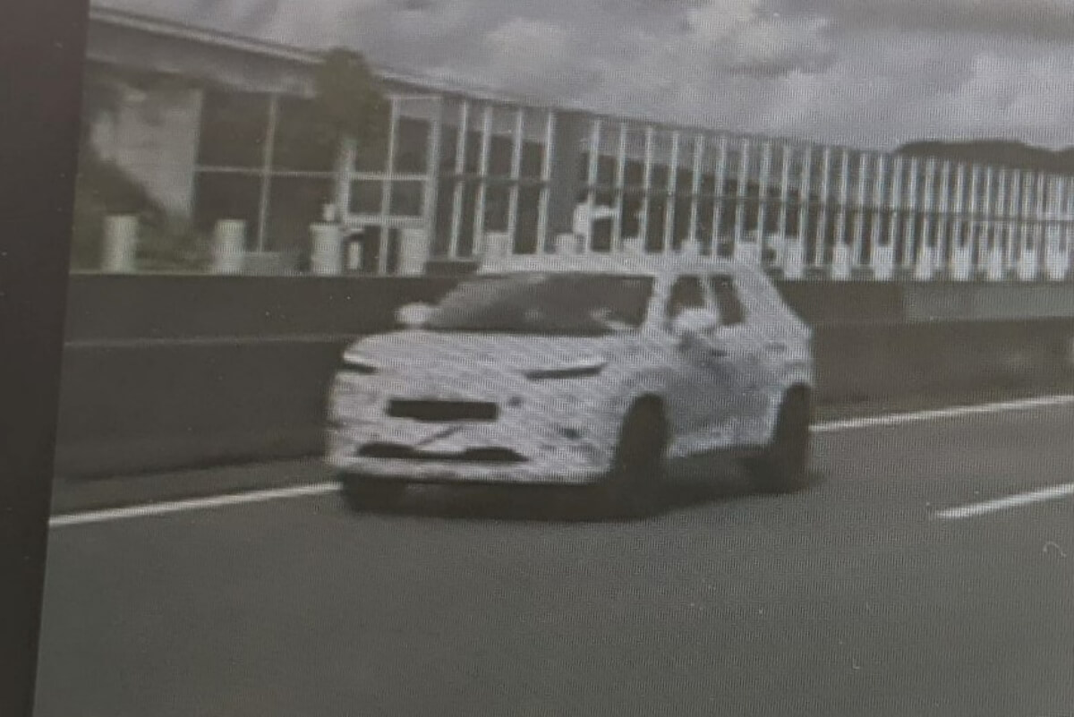 ホンダの新型SUV『エレベイト』テストカーをスクープ！ついに日本でも公道テスト開始 | MOBY [モビー]