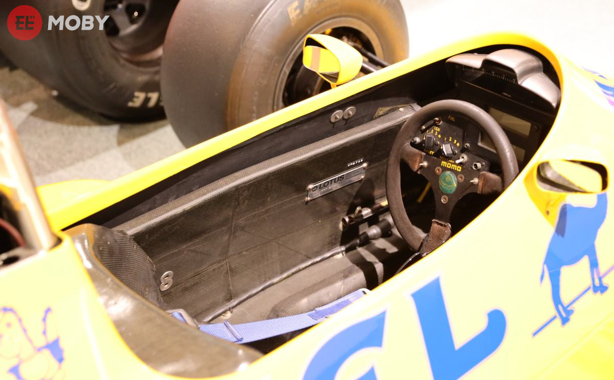 セナ＆中嶋悟による無敵の黄金時代！ホンダエンジンが表彰台を独占したマシン・ロータス ホンダ 99T【推し車】 | MOBY [モビー]