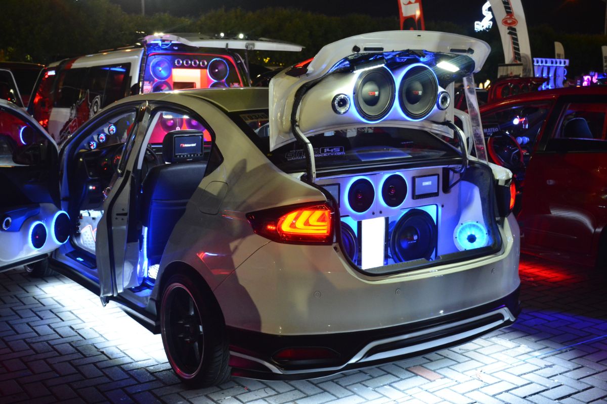 トヨタ「GRカローラ」進化型が日本市場導入に！GRヤリスに採用の「GR-DAT」追加設定、受注スタート | MOBY [モビー]