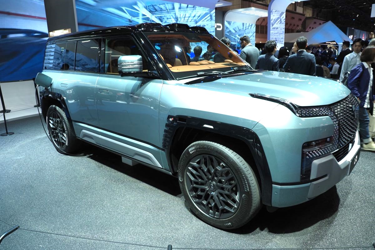 「やはりBEVと中国メーカーの大躍進か」“自動車ツウ”なら知っておきたい！ジャパンモビリティショー注目ブース | MOBY [モビー]