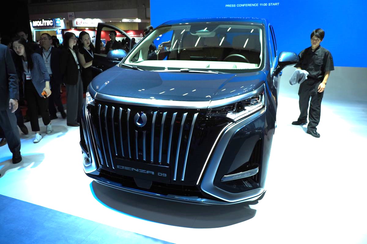 「やはりBEVと中国メーカーの大躍進か」“自動車ツウ”なら知っておきたい！ジャパンモビリティショー注目ブース | MOBY [モビー]