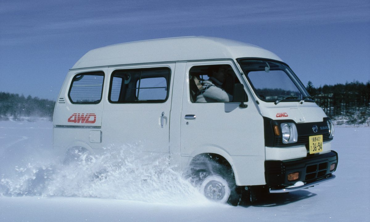 実用的なトルク特性や荷台の広さが好評の「剛力サンバー」、550cc化を経て末期には赤帽スペシャルも登場した！3代目スバル サンバー【推し車】 | 4ページ目 (5ページ中) | MOBY [モビー]