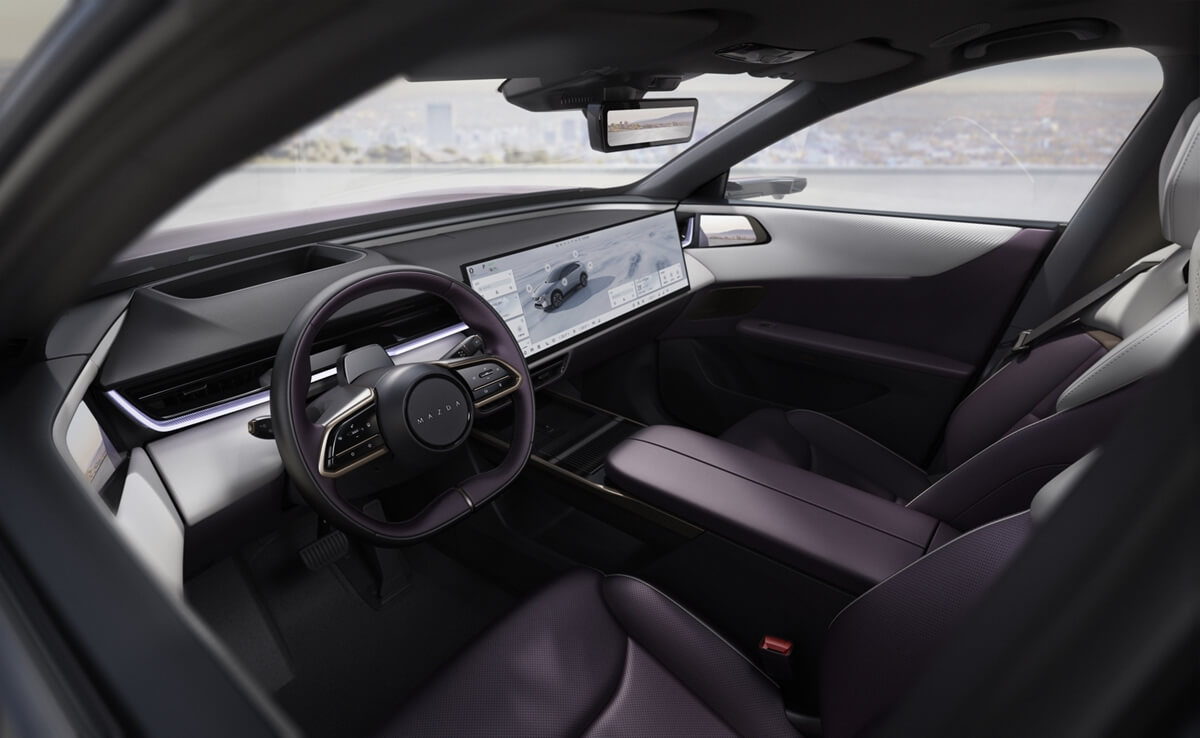 マツダ新型電動クロスオーバーSUV「EZ-60」公開！長安汽車協業でBEV＆PHEVを展開、年内に中国で発売予定 | MOBY [モビー]