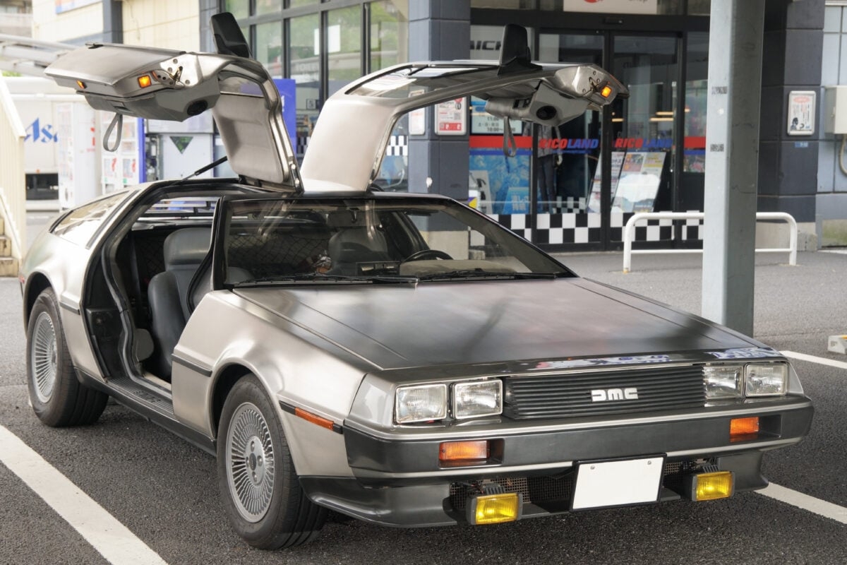 40年以上前のクルマなのに今もなお人を惹きつける！ DMC デロリアン【みんなのクルマ】 | MOBY [モビー]