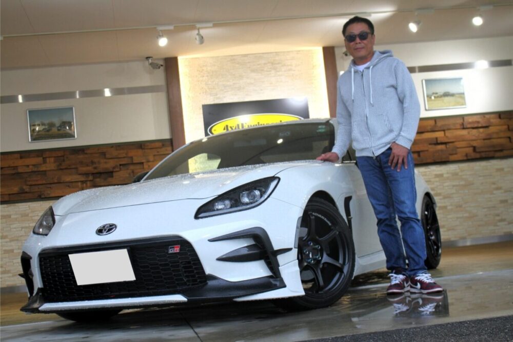 人生でシャコタン スポーツカーに乗れる最後のチャンス！ トヨタ GR86（ZN8）【みんなのクルマ】 | MOBY [モビー]