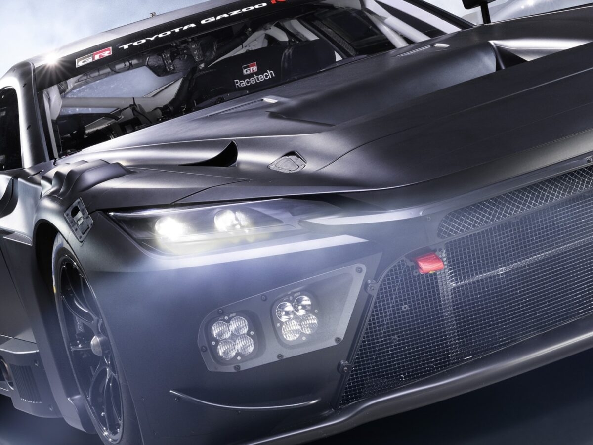 トヨタ・レクサスのフラッグシップスポーツカーがついにワールドプレミア！ | MOBY [モビー]