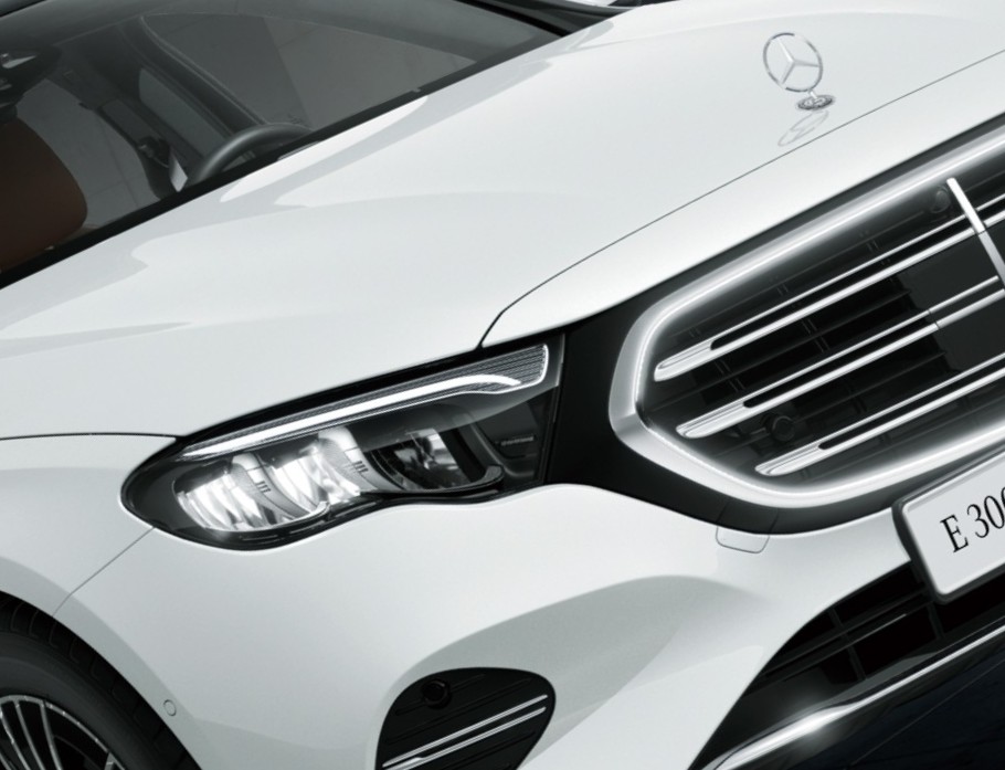 画像：限定250台のメルセデス・ベンツ「E 300 Edition Elegance」登場 現行Eクラス初の左ハンドル仕様 | MOBY [モビー]