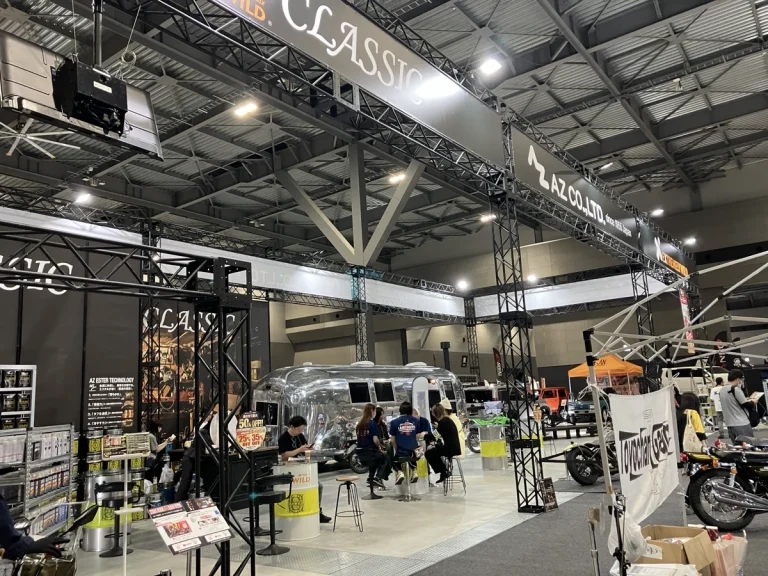 空冷ポルシェで夏の12時間耐久レースに参戦予定！技術力の高さに注目のAZ『オートメッセ in 愛知2026』 | MOBY [モビー]